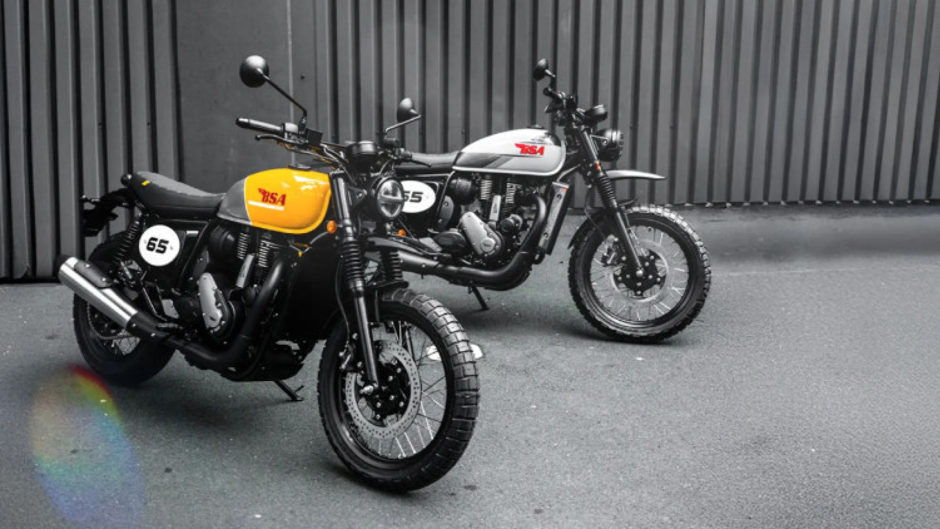 BSA Scrambler quando arriva