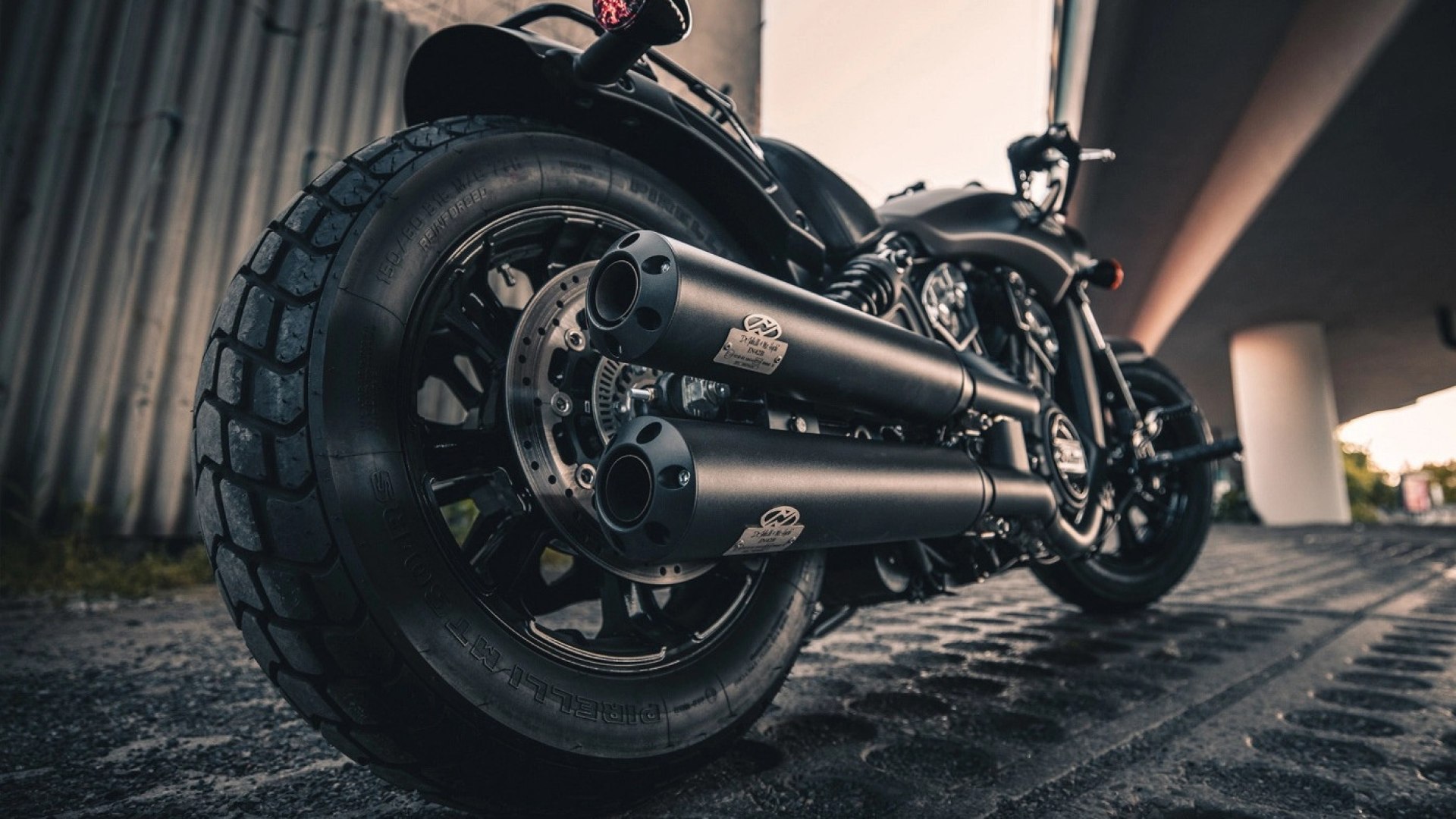 Indian Motorcycle sigla una partnership con Dr. Jekill & Mr. Hyde per ...