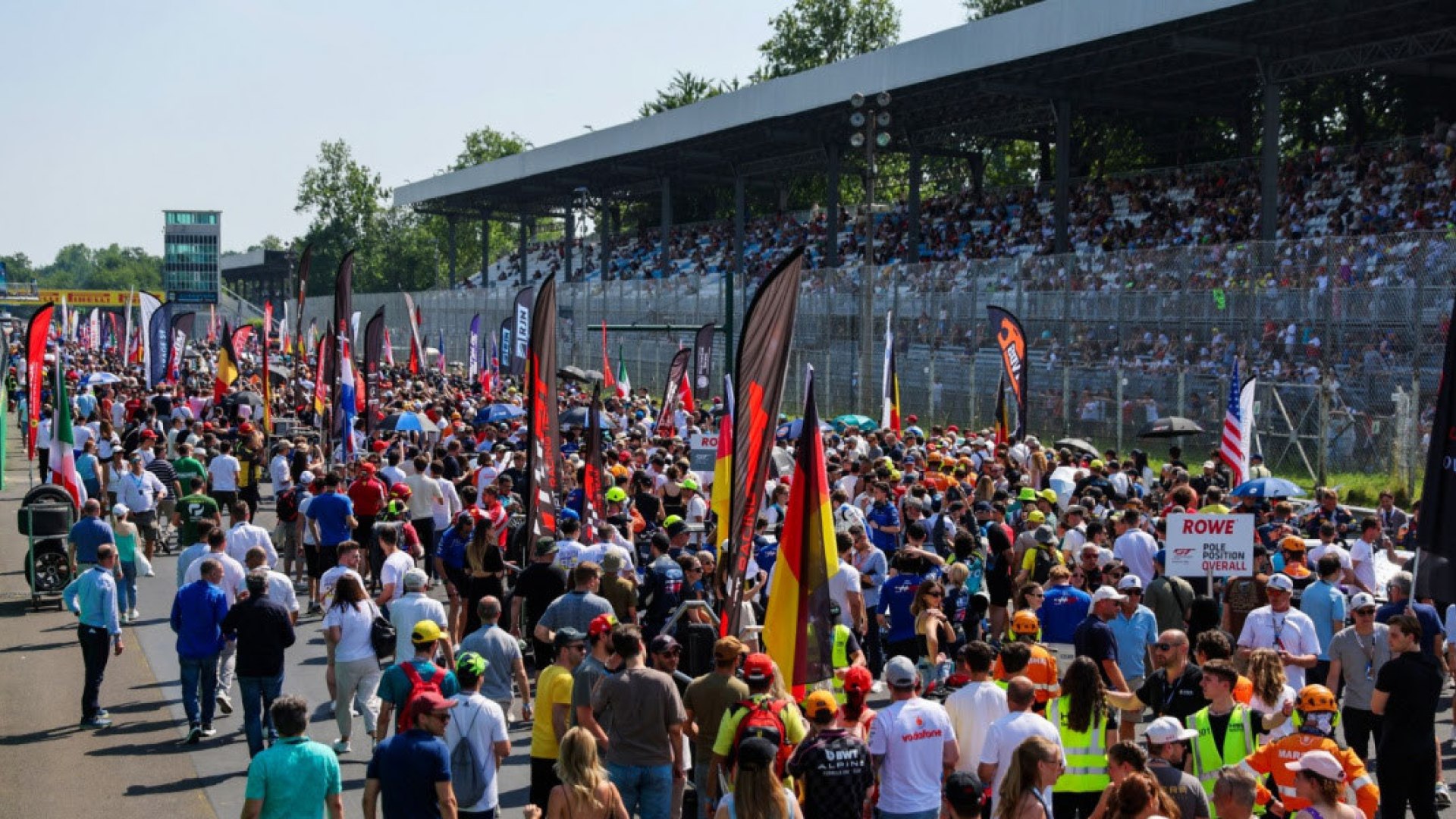GT World Challenge Europe 2026: gara epica a Monza, vince Audi