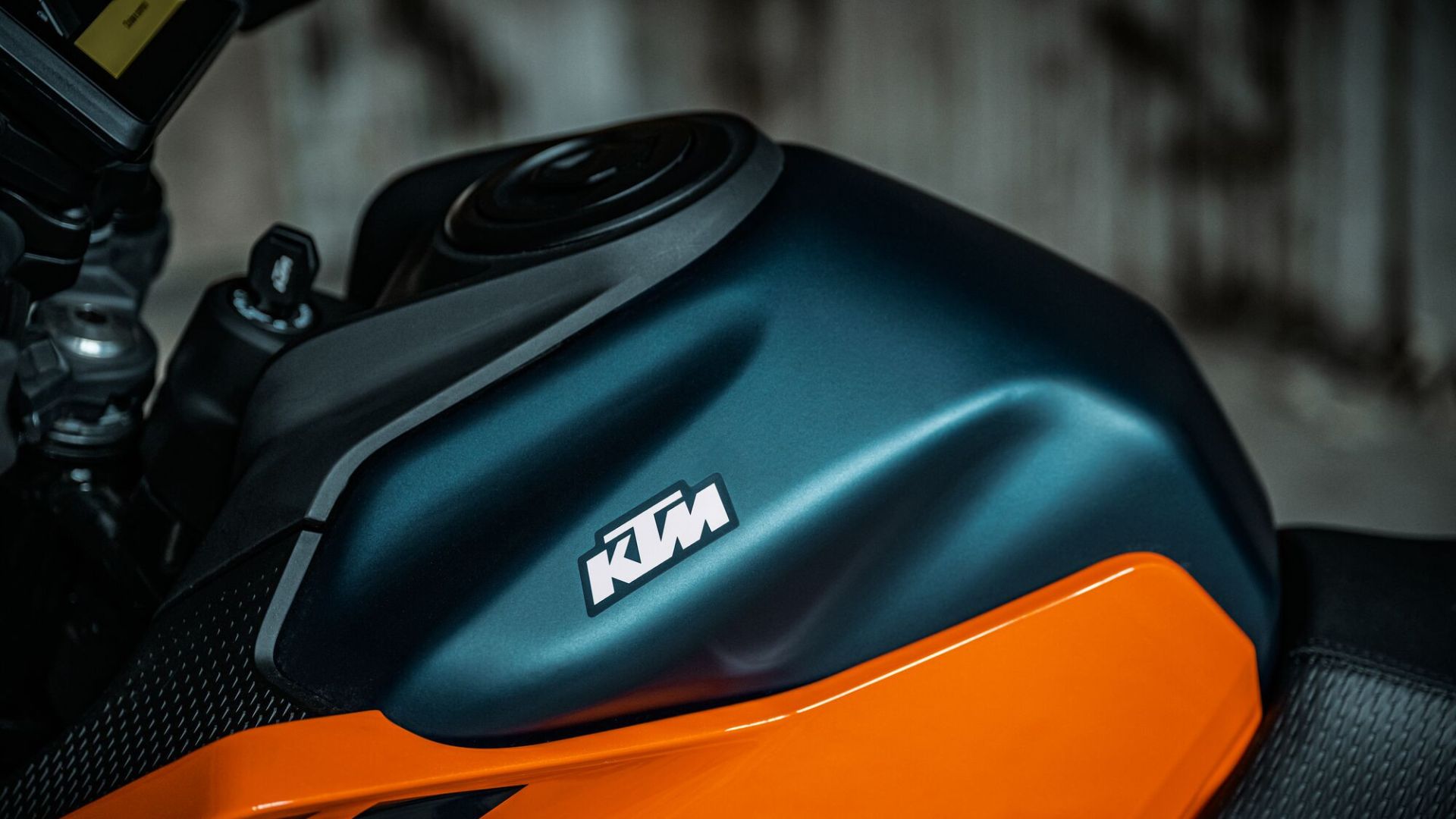 KTM richiama i modelli 2024 di 125, 390 e 990 Duke