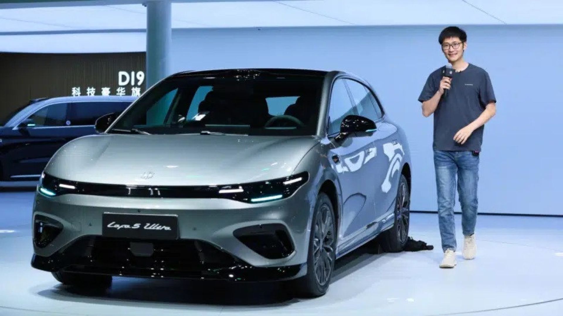 Leapmotor B05 Ultra, la nuova hot hatch elettrica si presenta al Salone ...