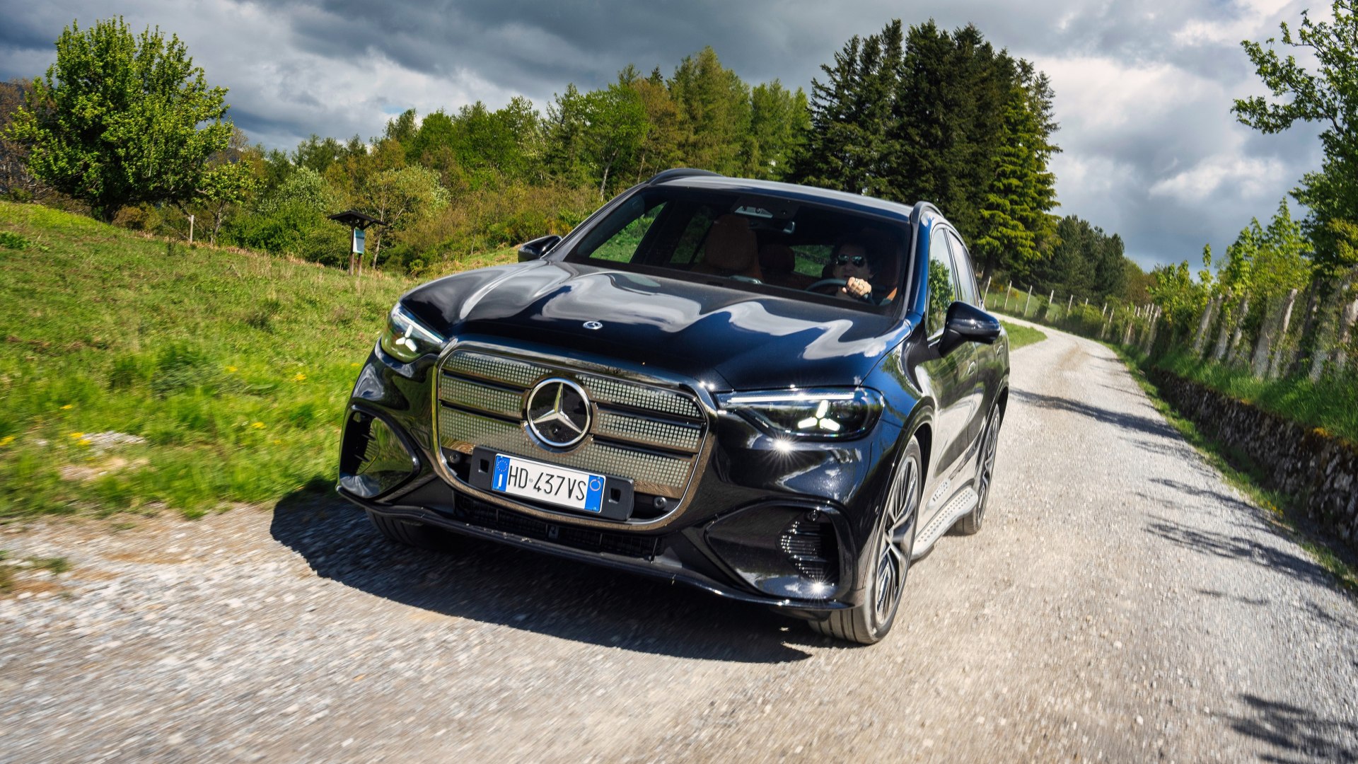 Nuova Mercedes GLC elettrica 2026: prova, autonomia e prezzi.