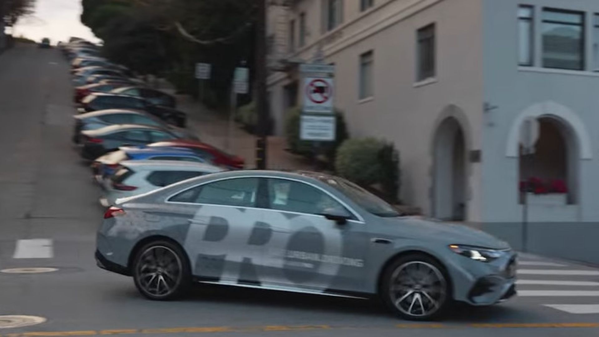 Video MB.Drive Assist Pro: guida assistita Mercedes di livello 2+