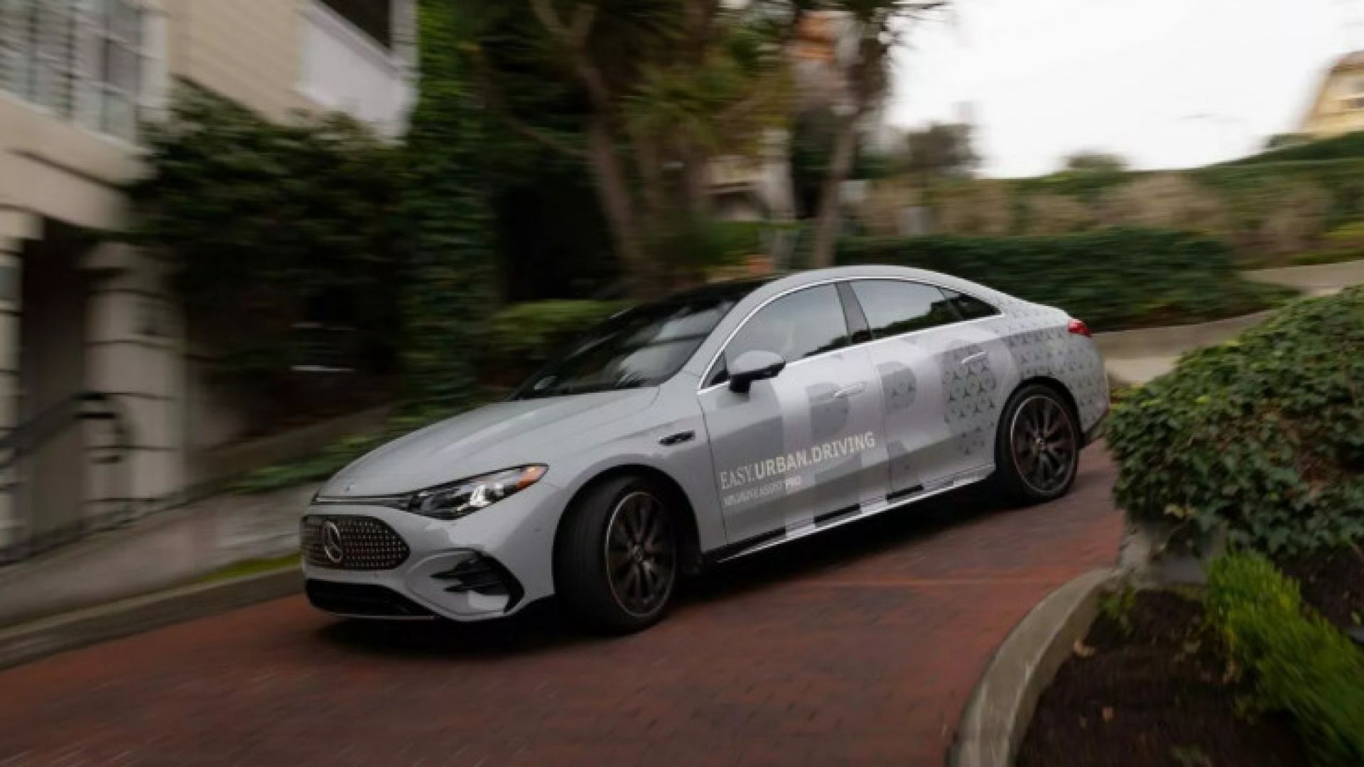 Video MB.Drive Assist Pro: guida assistita Mercedes di livello 2+