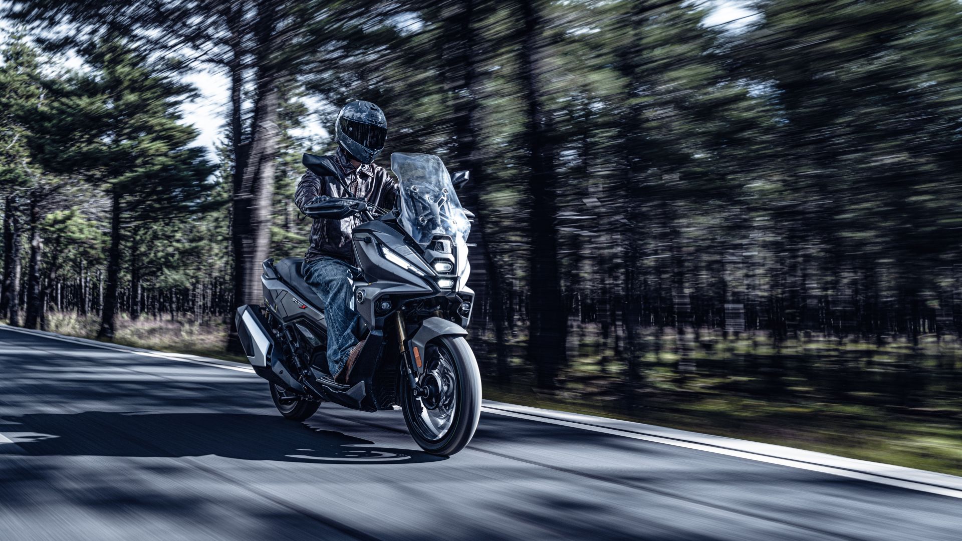 Voge SR450X 2026: motore, potenza, sella, cerchi, video