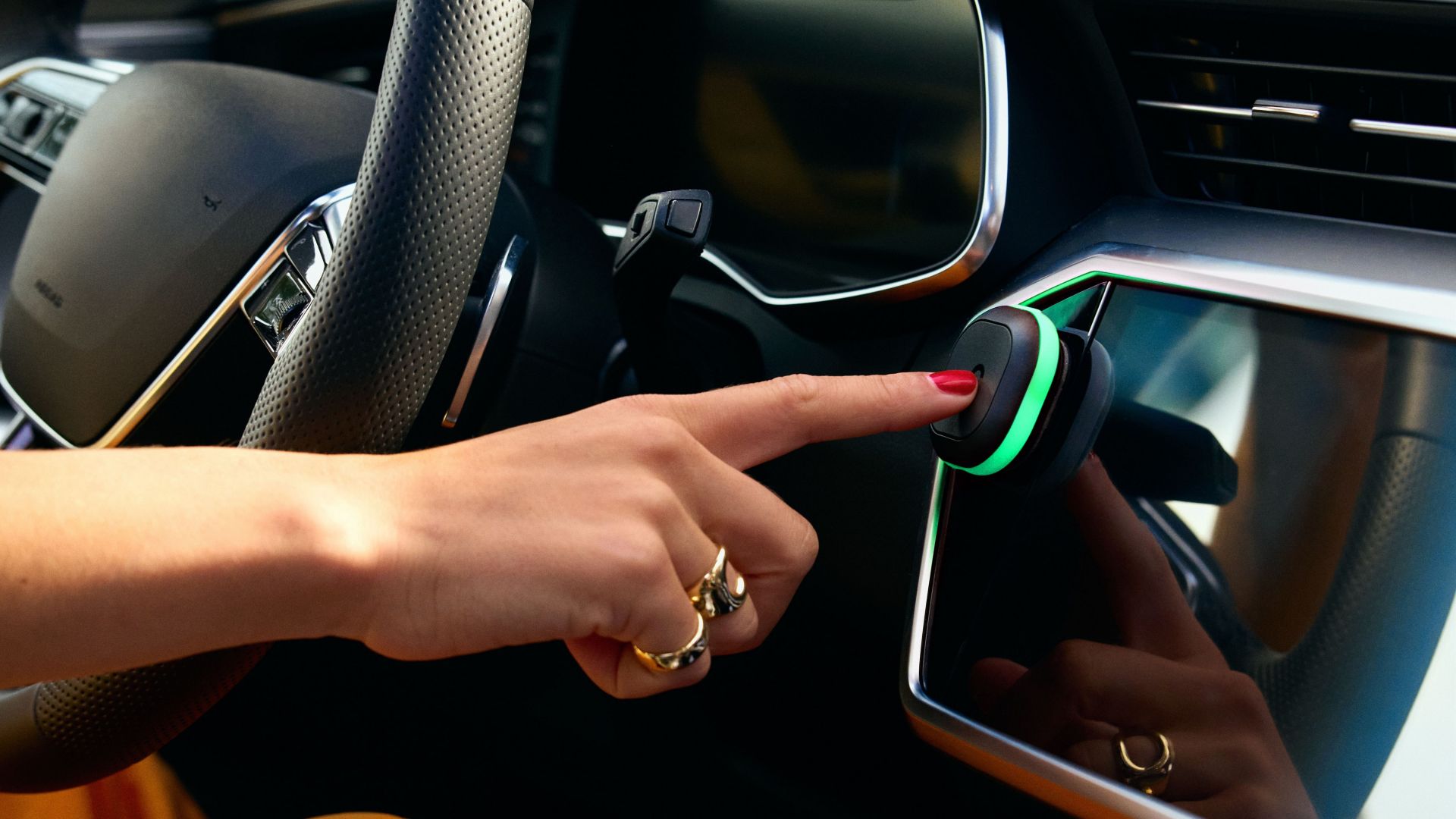 Tom by TomTom, il nuovo gadget contro autovelox, tutor e code